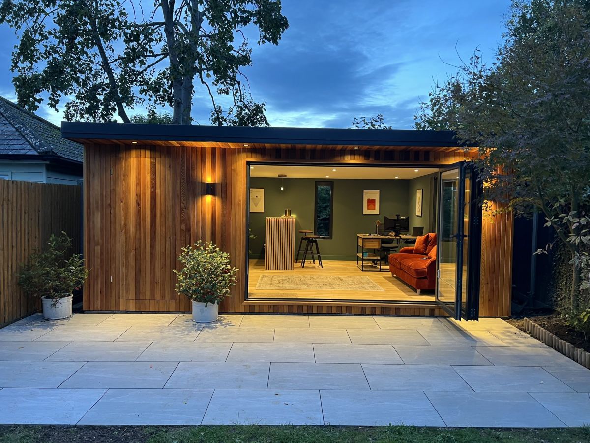 Garden Office Design Guide: How to Create a Perfect Workspace