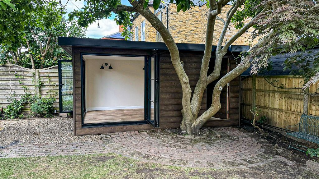 Graeme & Katie, Hampton - Into The Garden Room